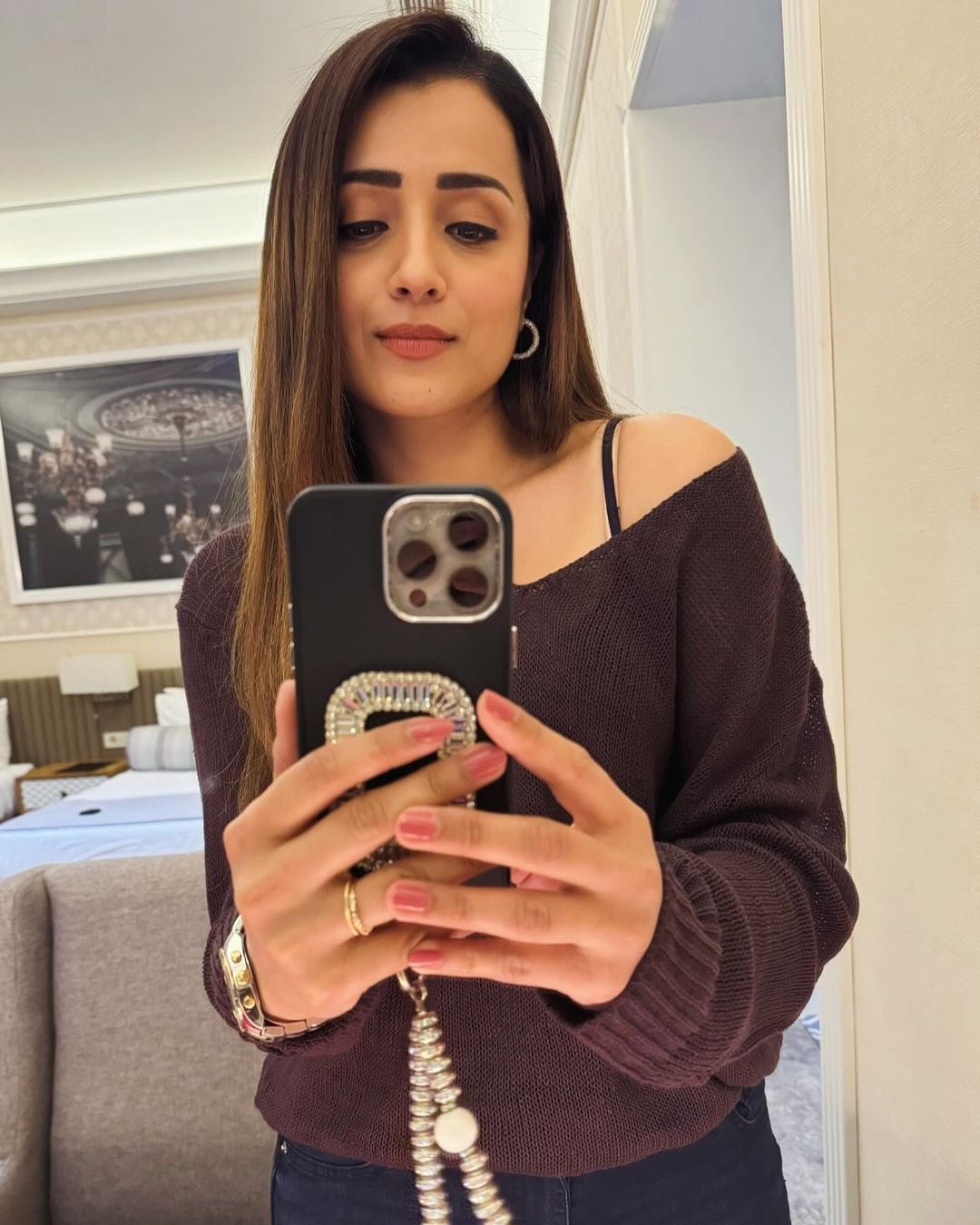Con un eyeliner clásico y labios mate, el look de Trisha Krishnan está ...